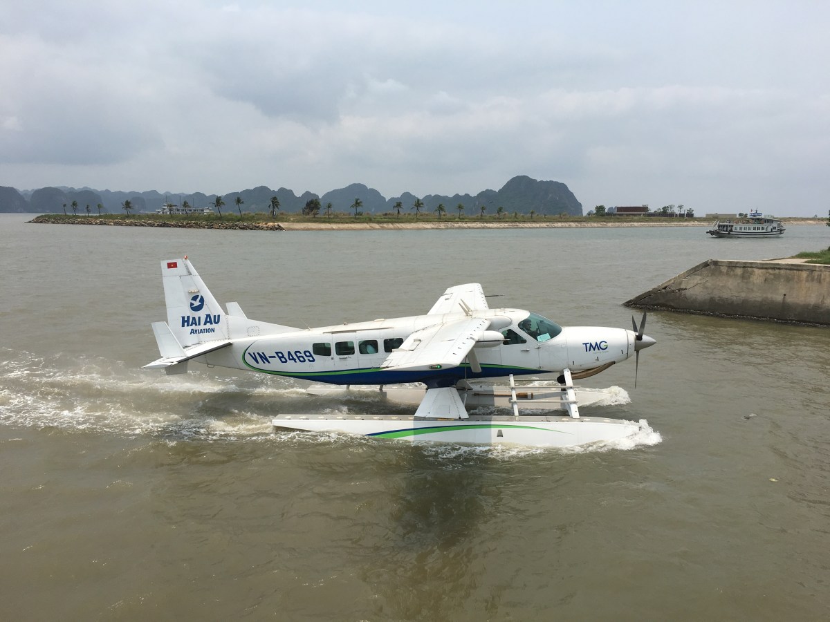 Landing in the sea at Halong Bay, Vietnam – Hey Loons